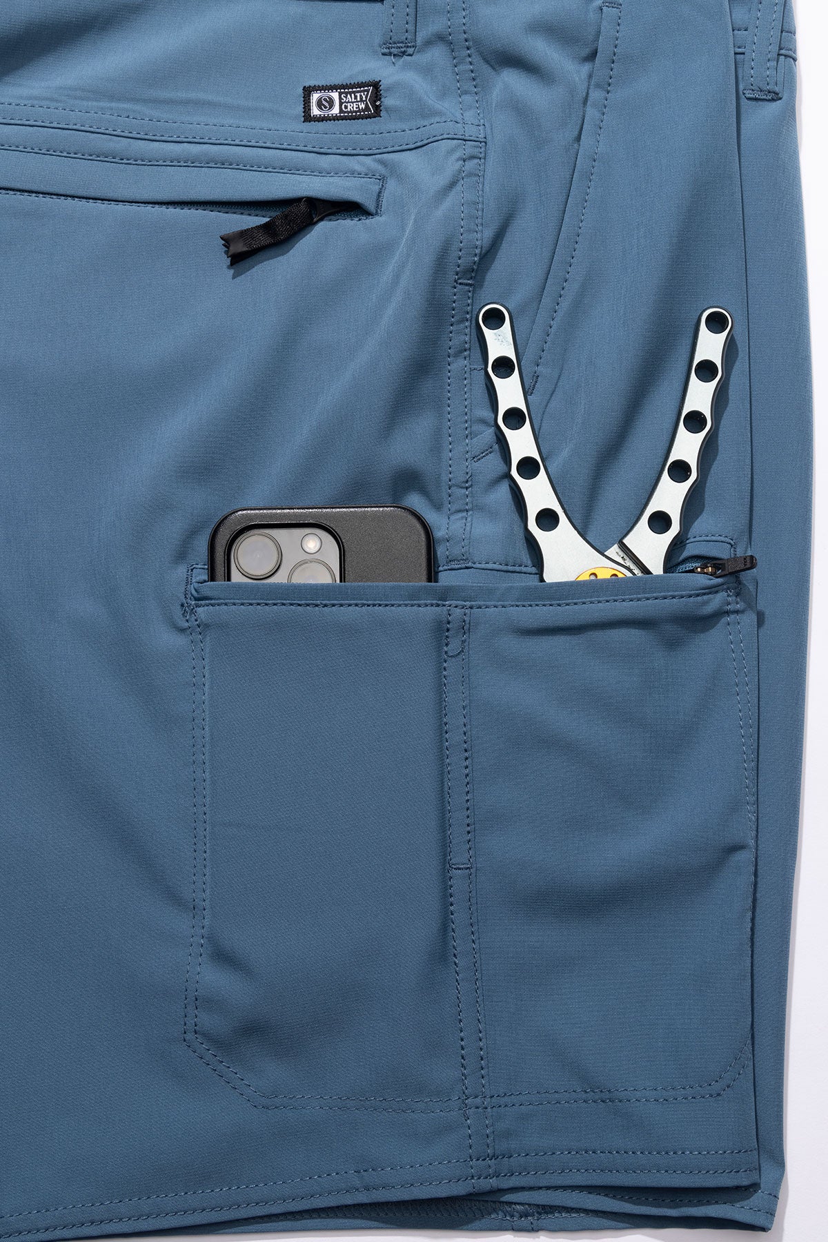 Transom 18" Tech Short - Channel Blue | Salty Crew
